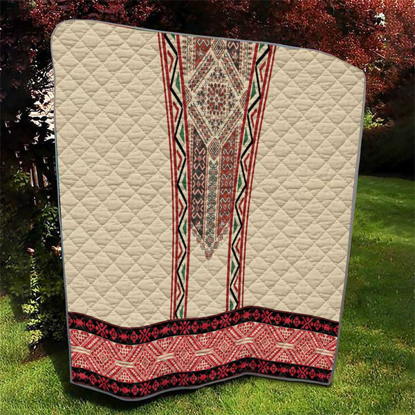Traditional Romanian Quilt With Red Traditional Embroidery Patterns ...